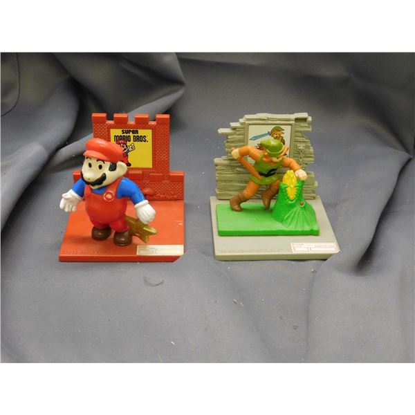 Lot of 2 Nintendo Trophies Statue Zelda Super Mario 1988