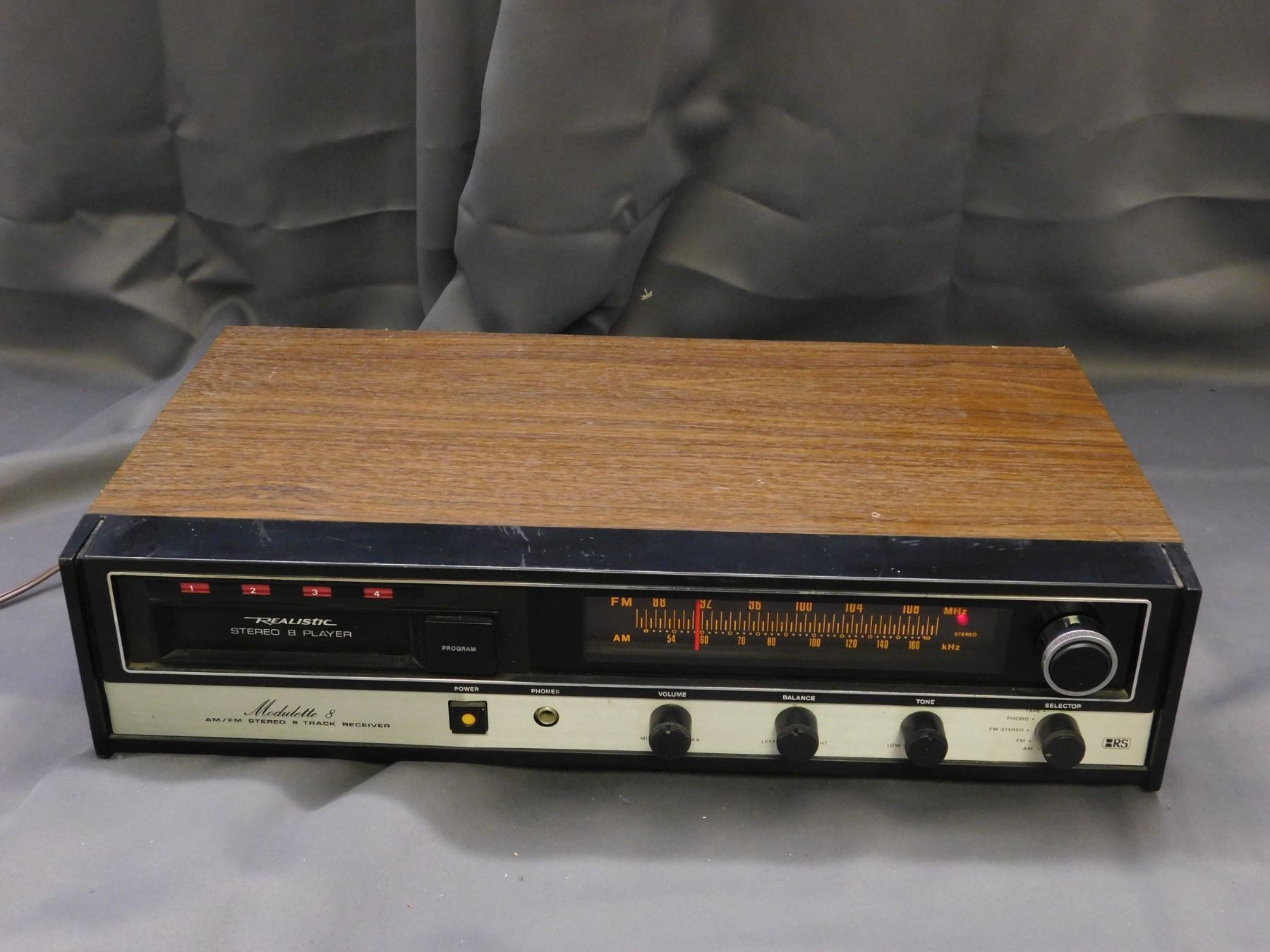 Realistic Modulette 8 AM FM Stereo 8-Track Receiver *works*