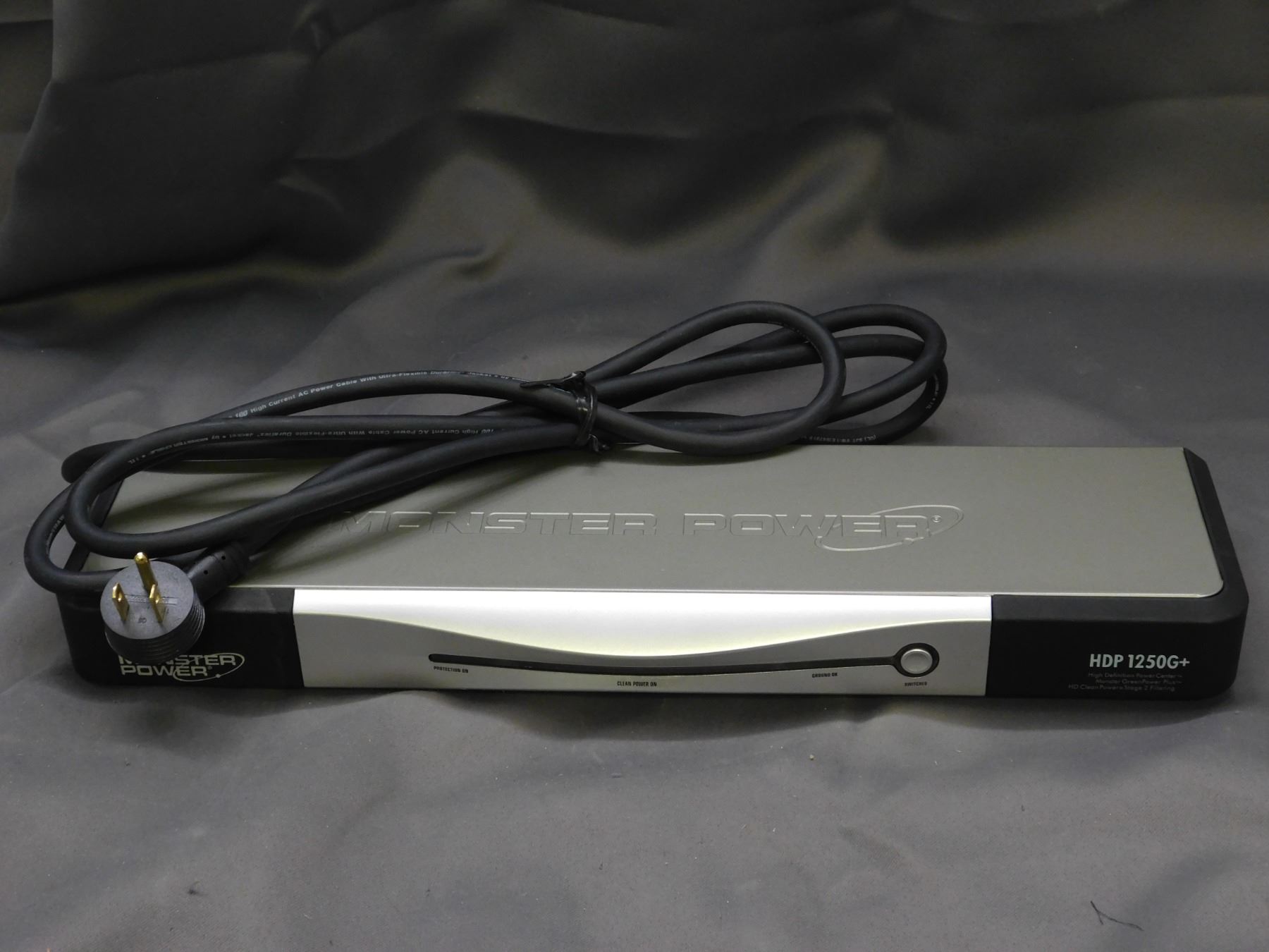 Monster Power HDP 1250 High Def Power Center NEVER USED *refurbished ...