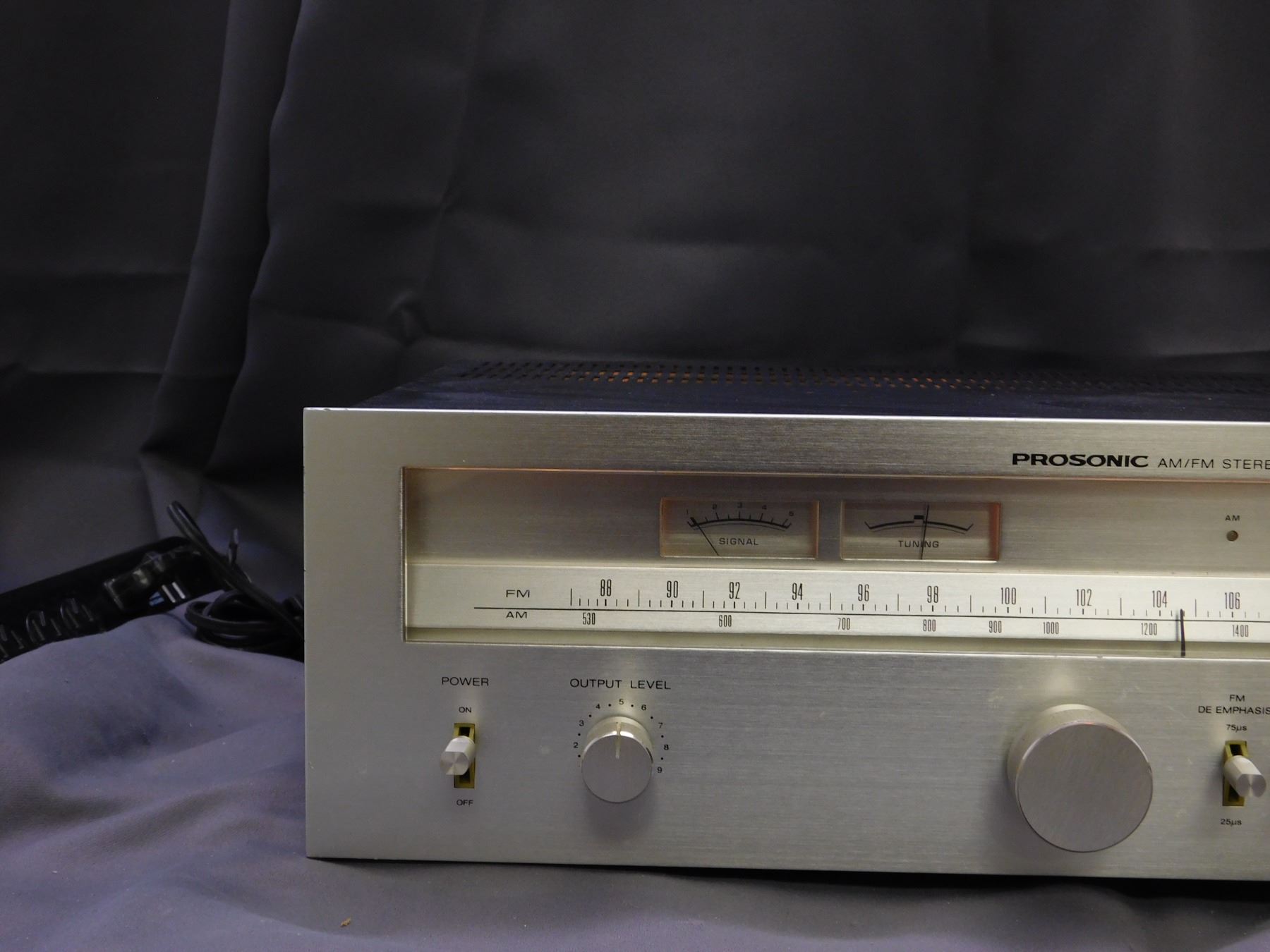 Pro Sonic PST-400 AM FM Stereo Tuner