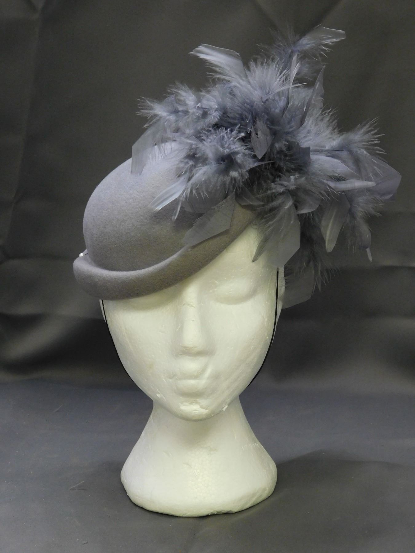 Bermona Trend Vintage Ladies Grey Felt Cap Fascinator with Feathers ...