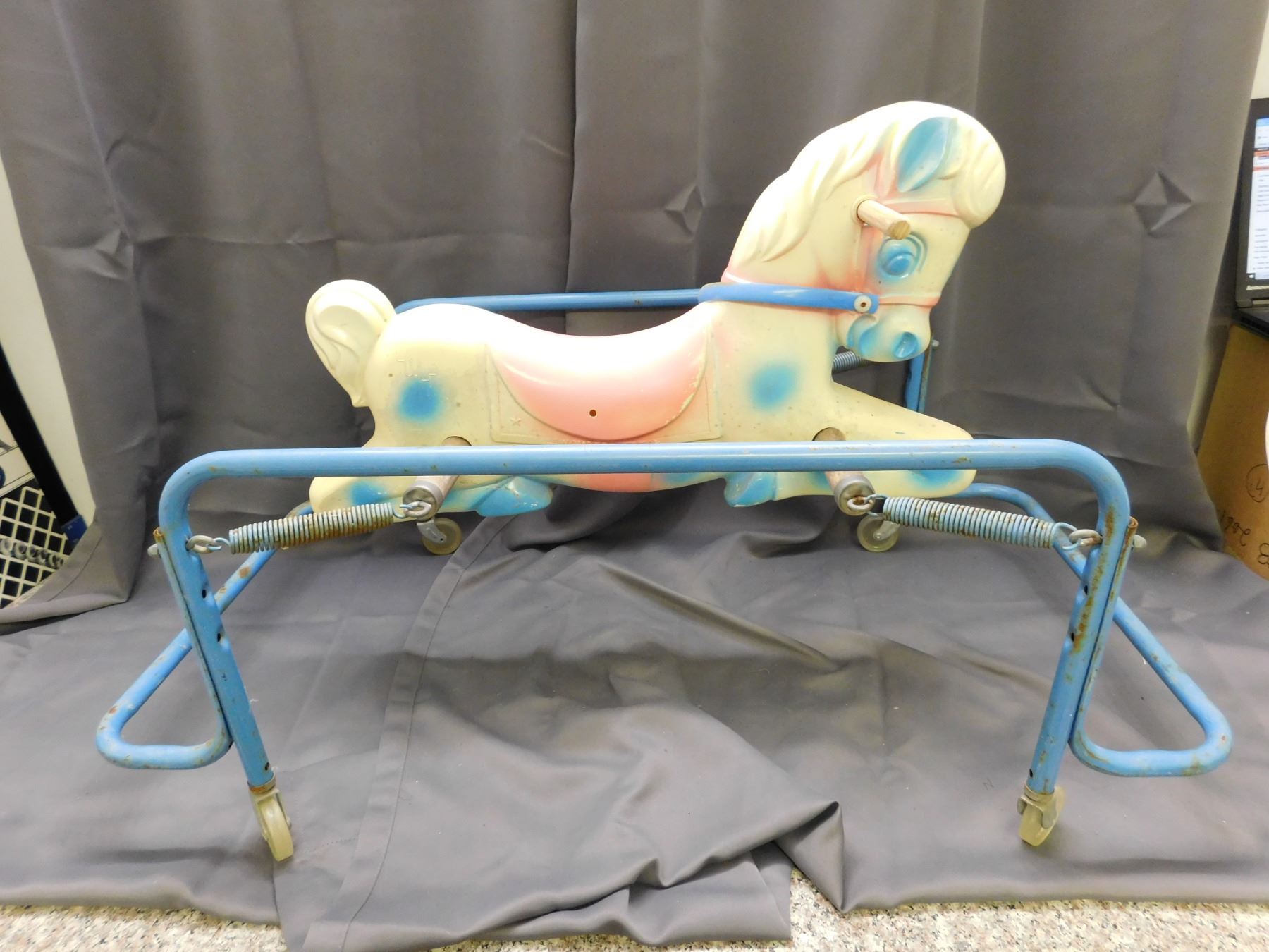 Wonder Horse Vintage Kids Rocking Bouncy Horse