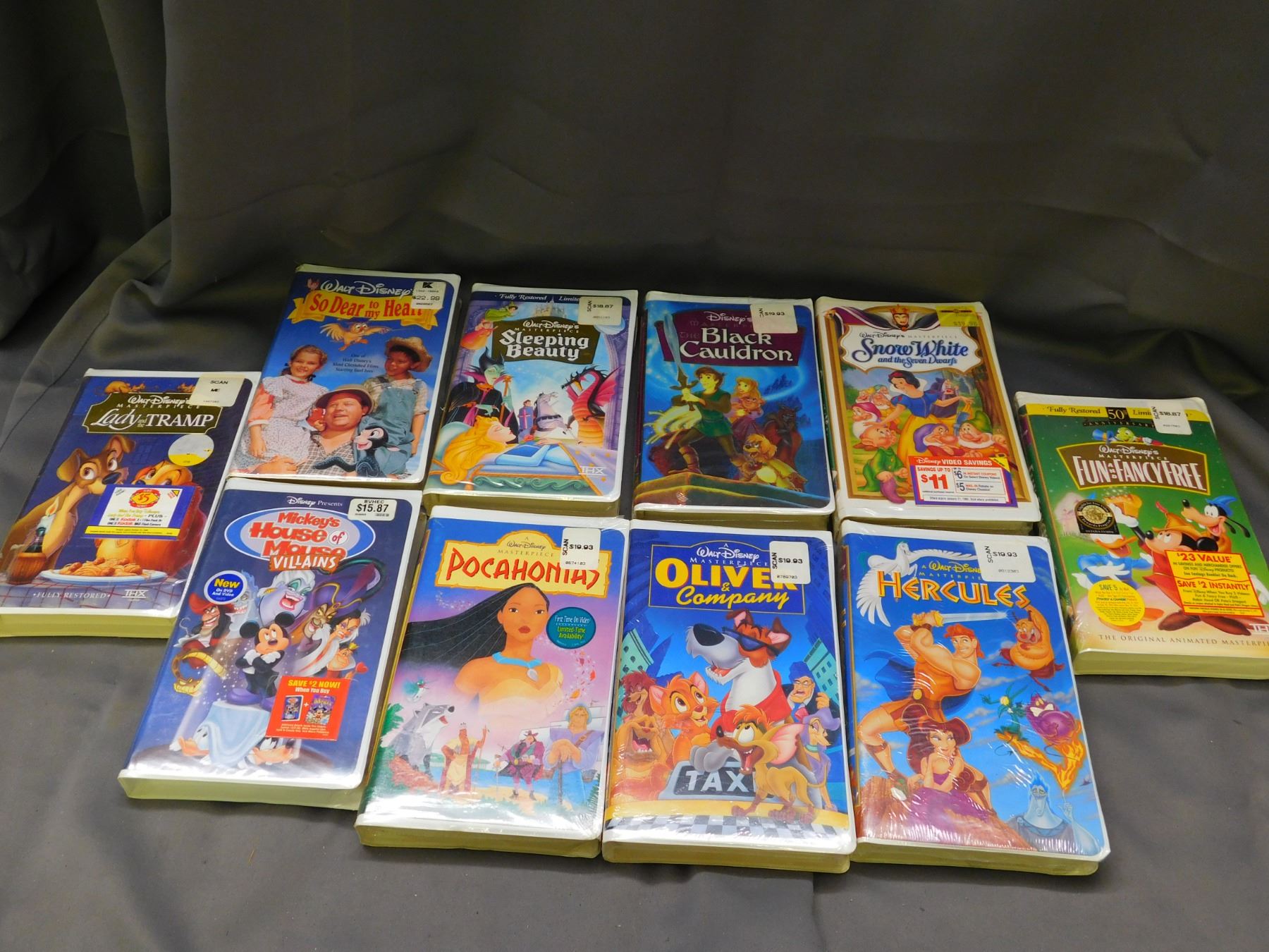 Lot of 10 SEALED Disney Clamshell VHS Tapes Movies, Snow White ...