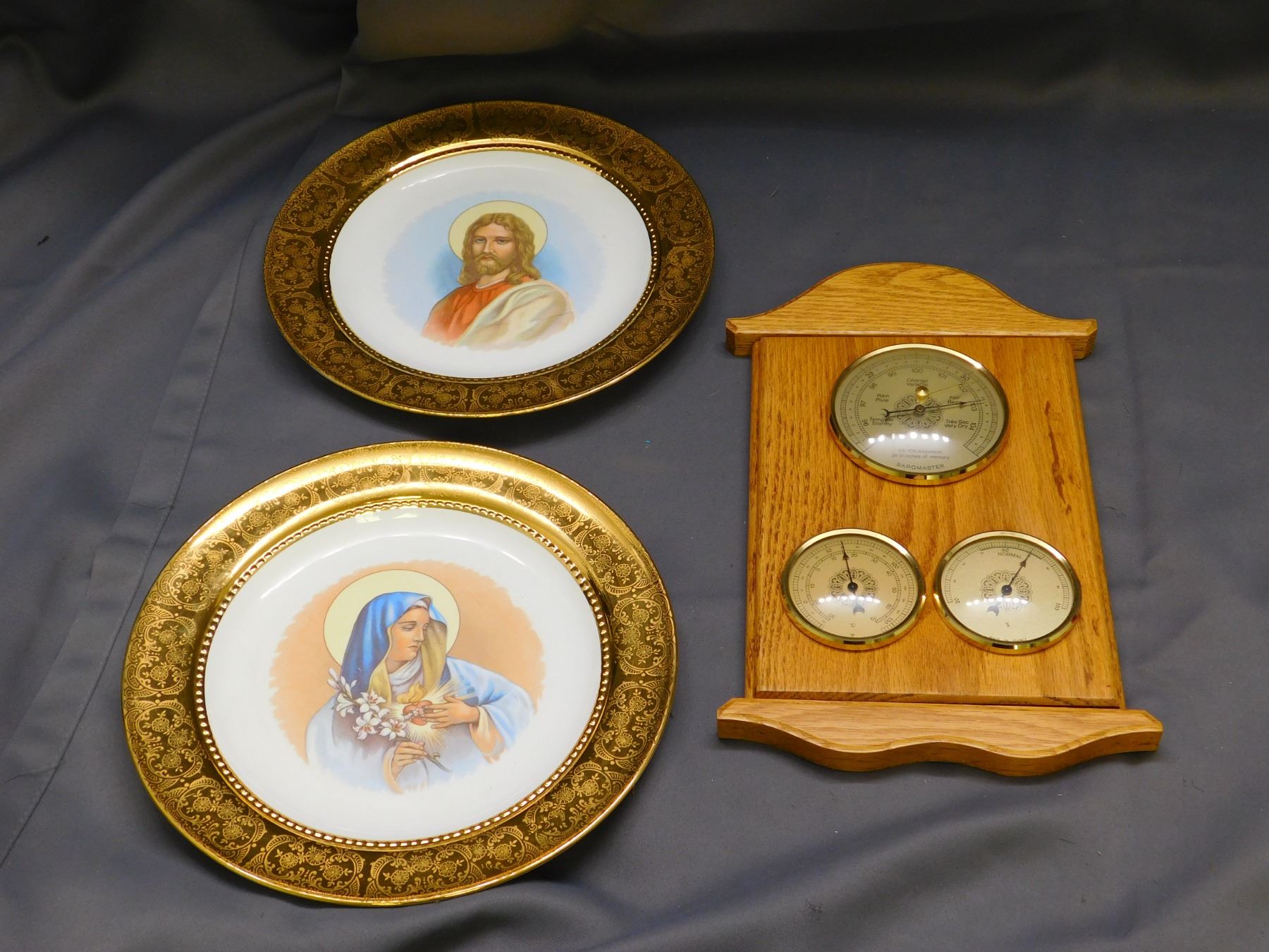 Pair of 22k Gold Painted Religious Jesus and Mother Mary Plates ...