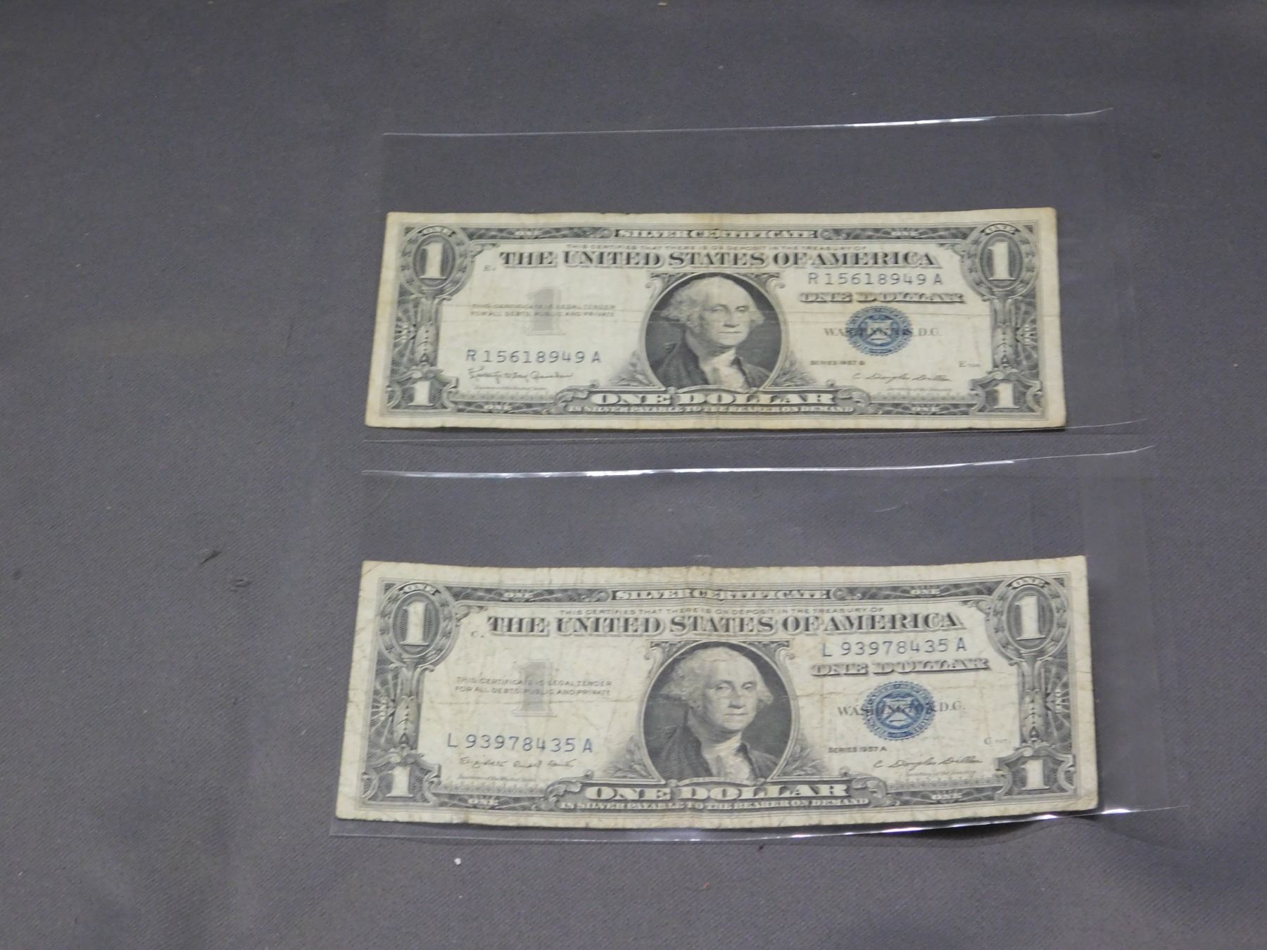 Lot of 2 1957 USA $1 Bills Silver Bank Note Certificate