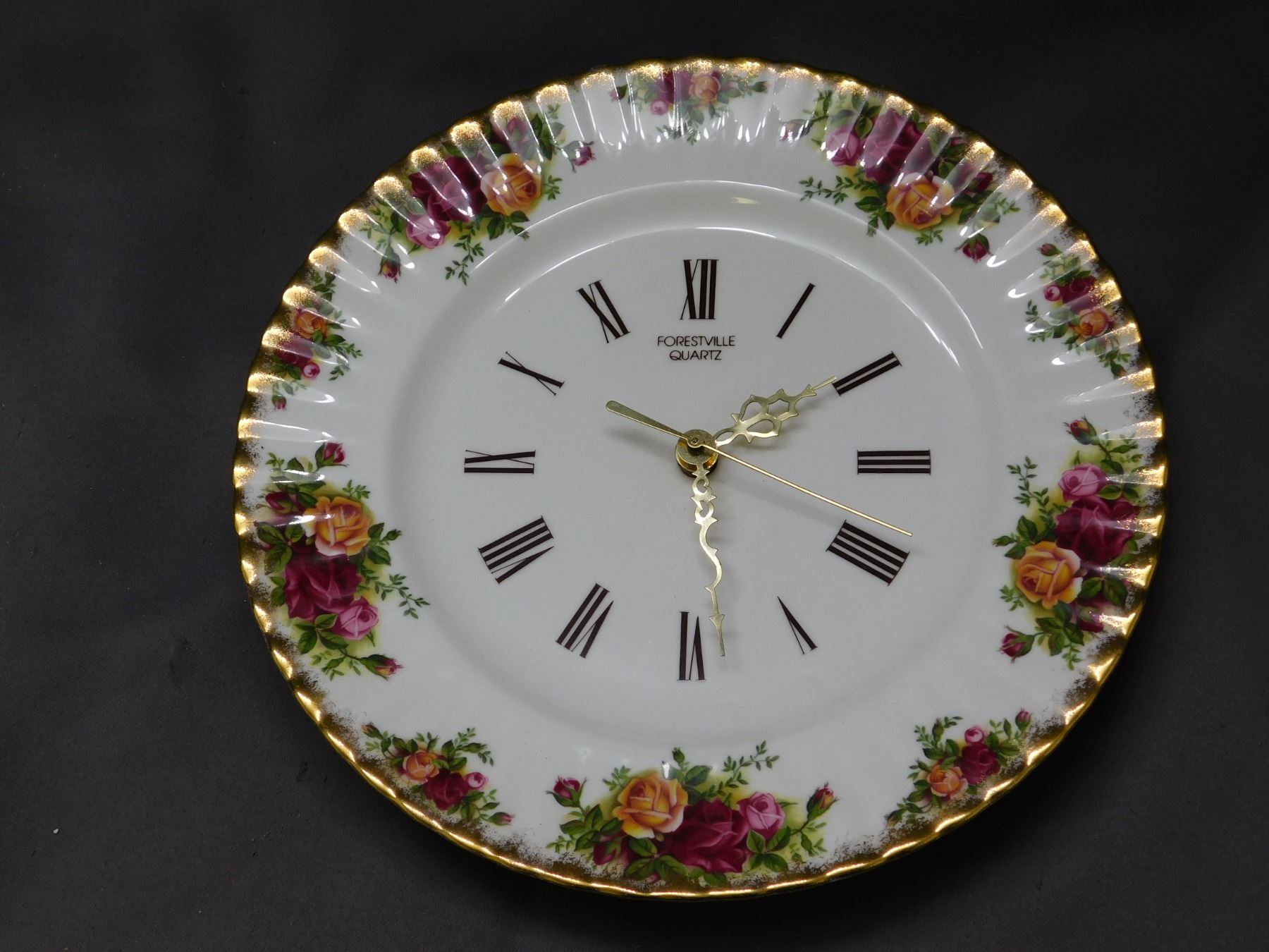 Royal Albert Plate Clock "Old Country Roses" Fine Bone China Porcelain ...