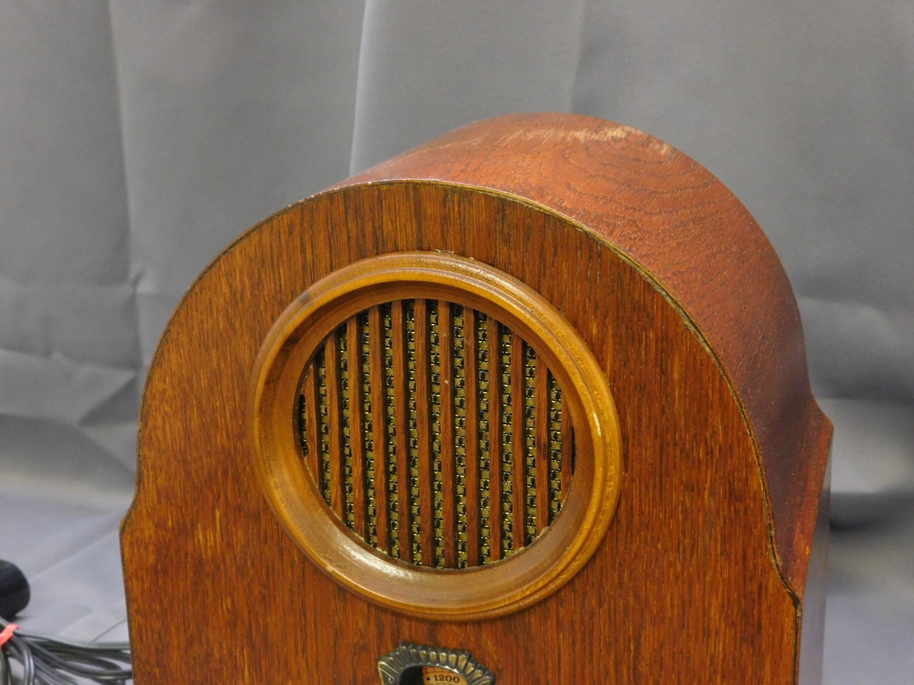 Pro Sonic Model PQR-135 Vintage Style Tombstone Radio *works*