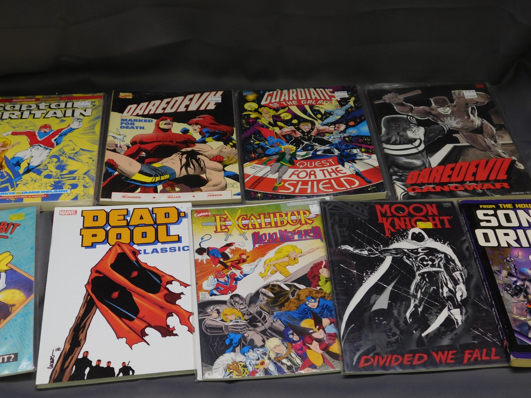 Lot of 11 Misc Marvel Trade Paperbacks Moon Knight, Spider-man ...