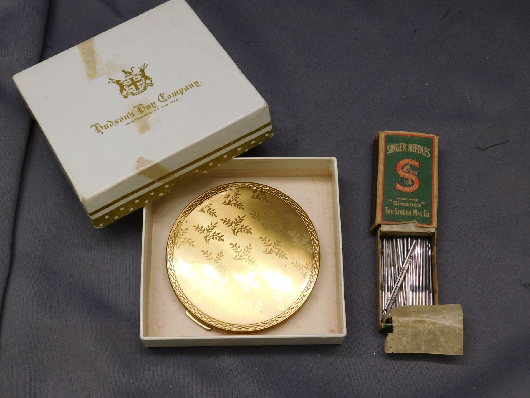 Lot of 2 Hudson Bay Company Made in England Gold Tone Compact w Box ...