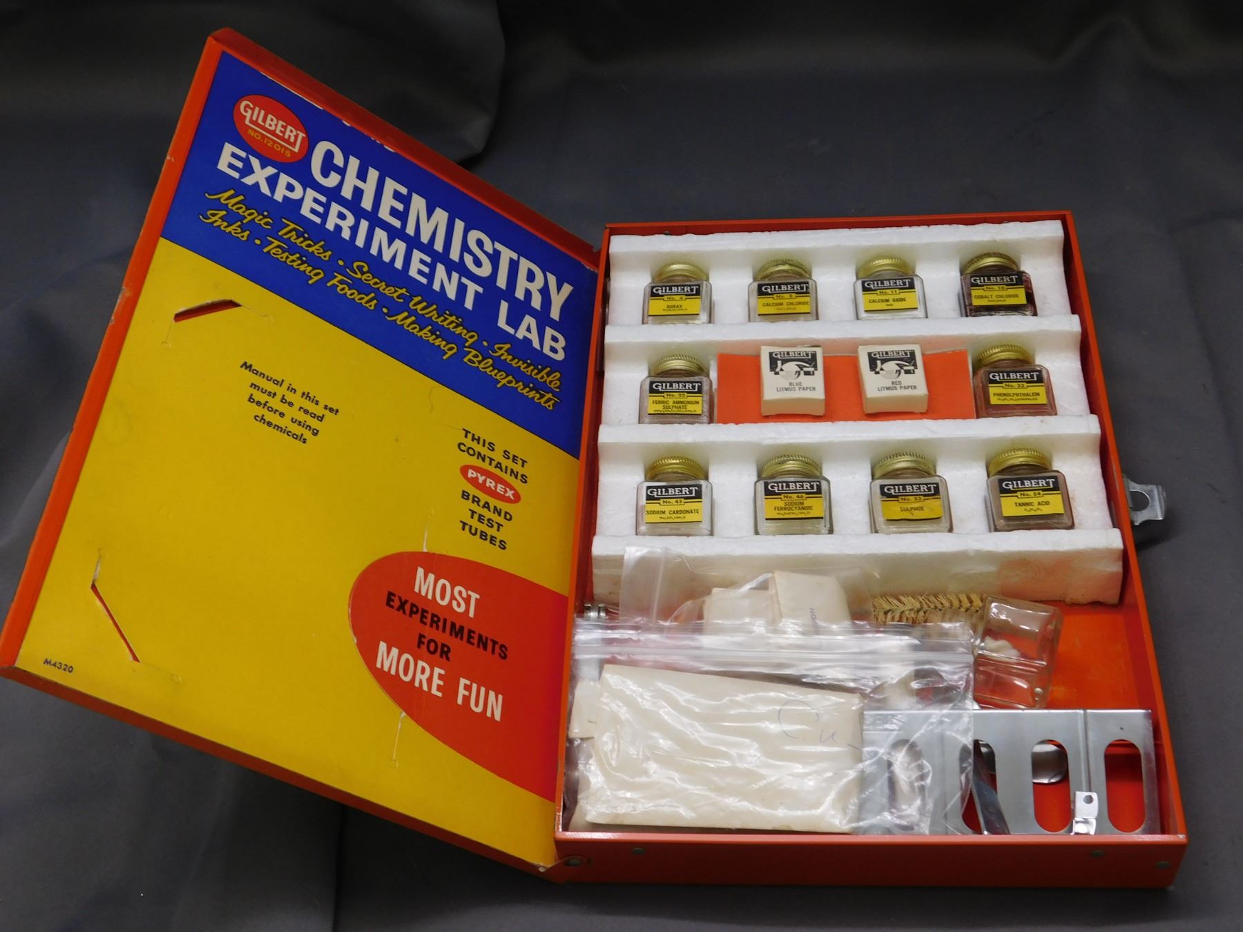 Vintage 1950s Gilbert 12015 Chemistry Experiment Lab Playset