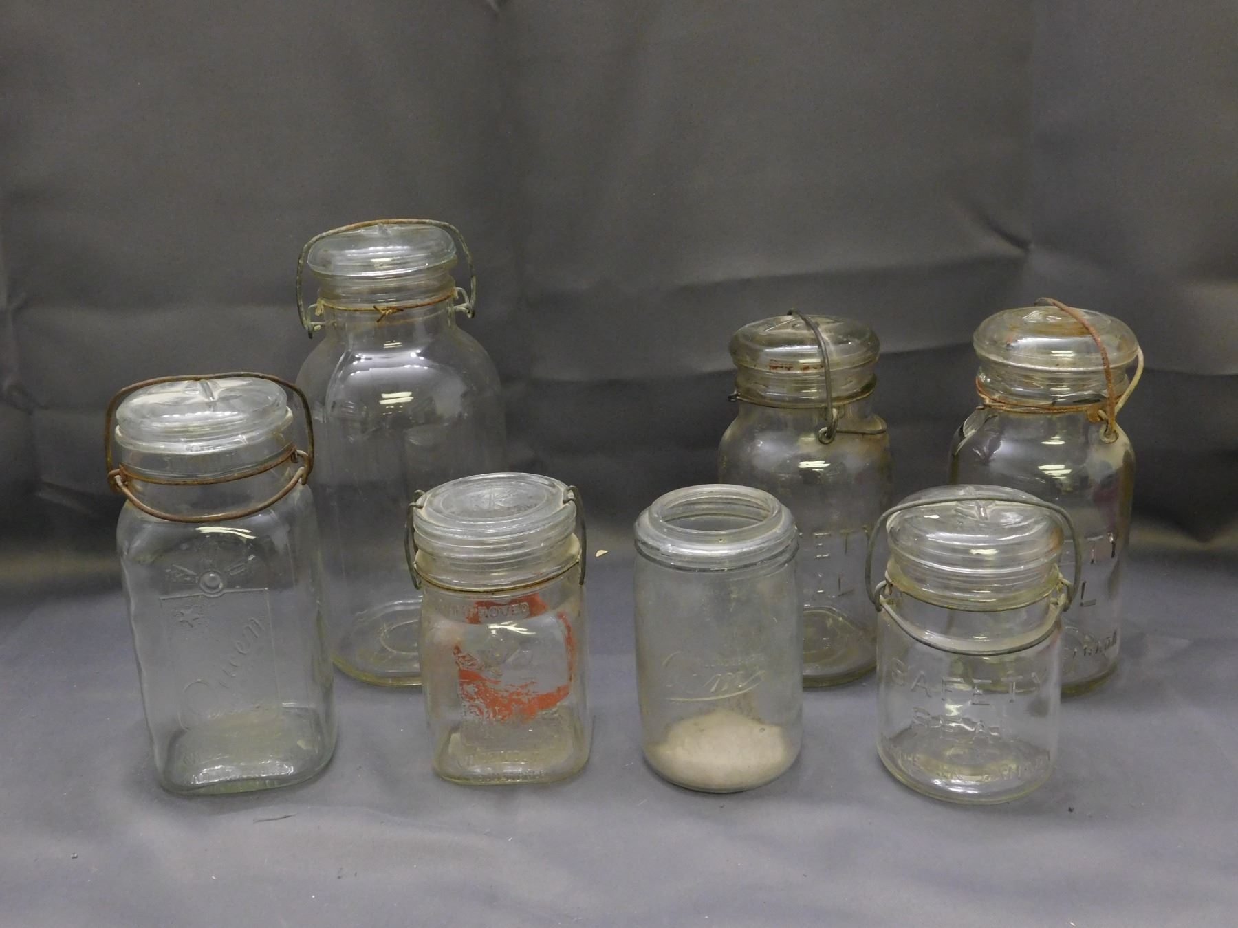 Lot of 7 Antique Vintage Mason Jars 2 Queen, 3 Safety Seal, Dominion, Gem