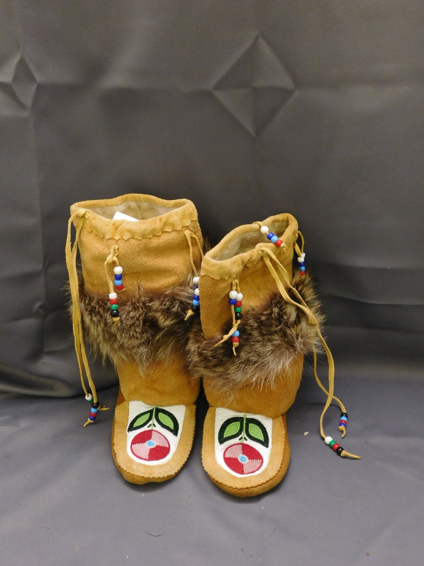 Size 6 1/2" Mukluks with Intricate Beadwork Flower Moose Hide and ...