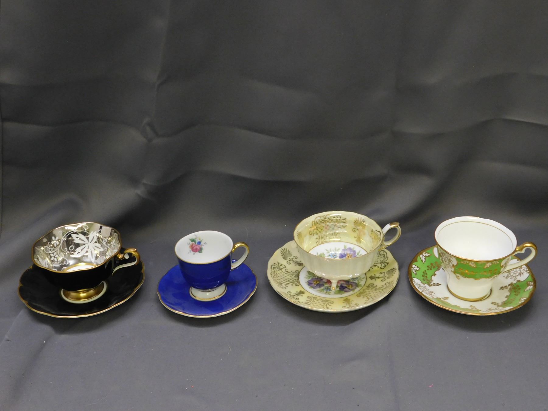 Lot of 4 Tea Cups and Saucers Fine Bone China England Salisbury Crown ...
