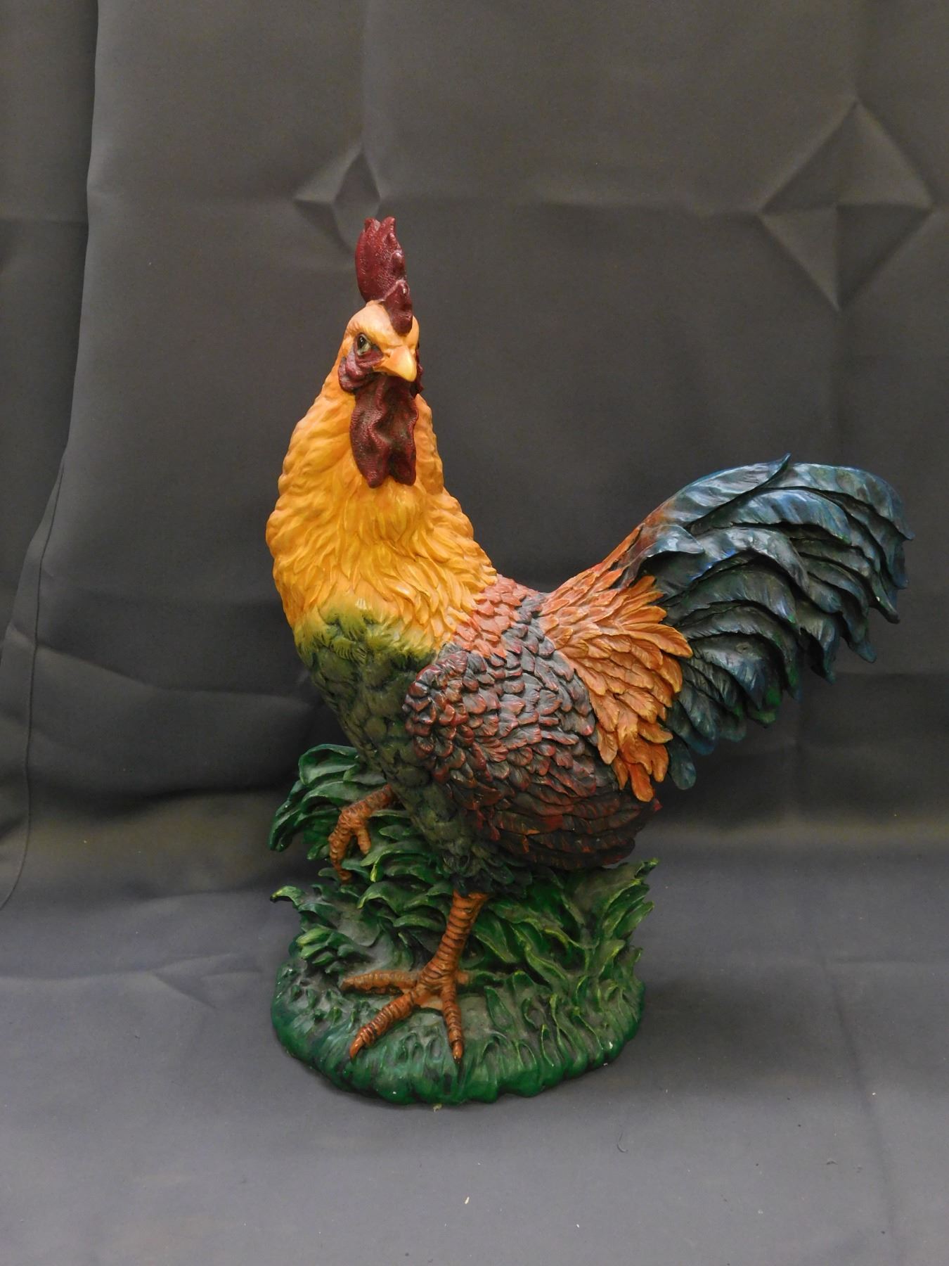 Resin Rooster Statue 18"
