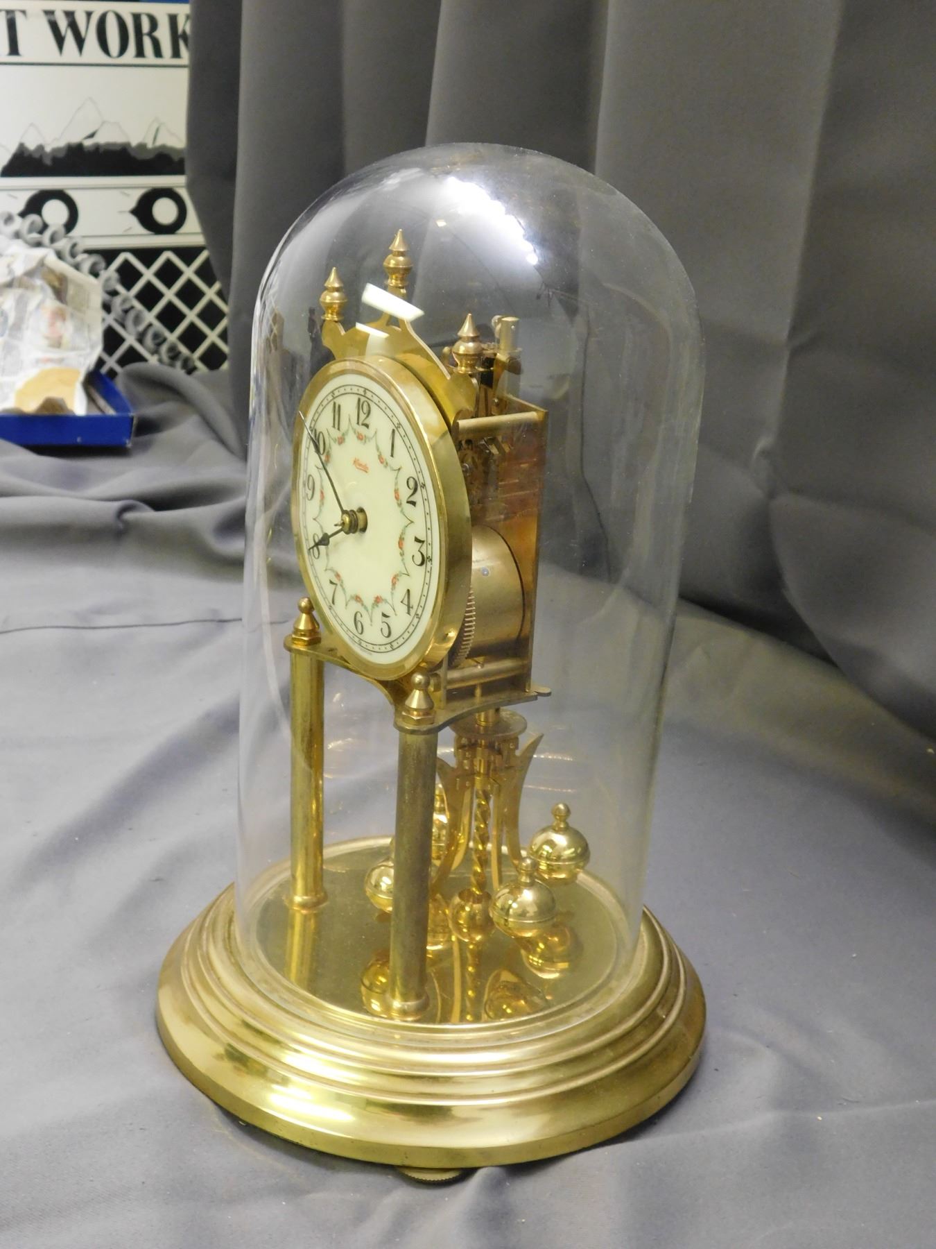 Kundo Pendulum Anniversary Clock