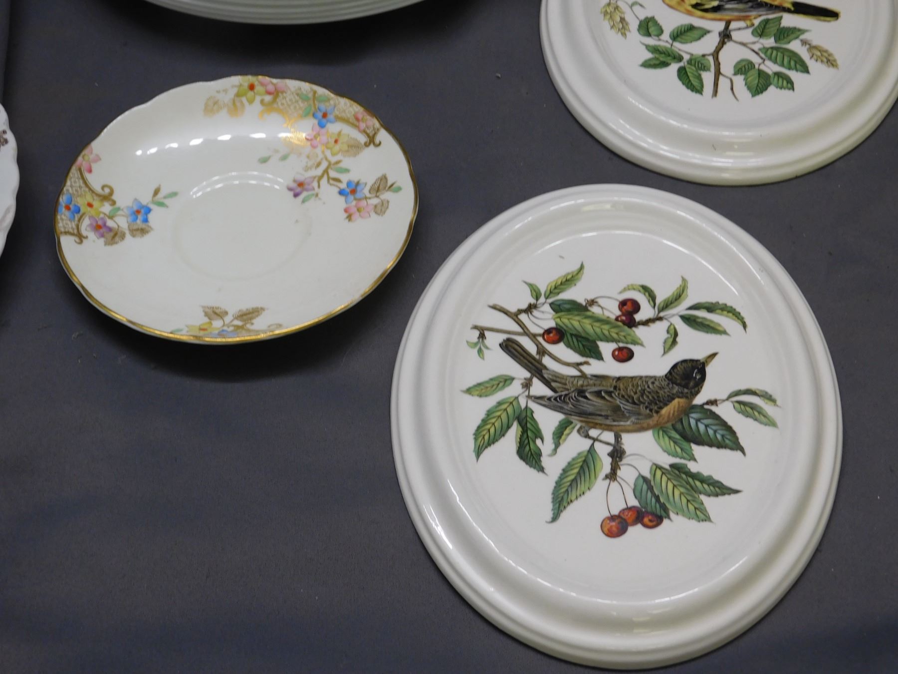 Lot of China Plates 16pcs 1 Vase, 3 Cotswold Plates, Corelle Corning ...