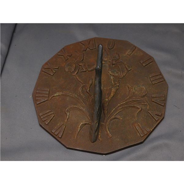 Vintage Metal Sundial Roman Numerals *rusted Outdoor Garden Decor
