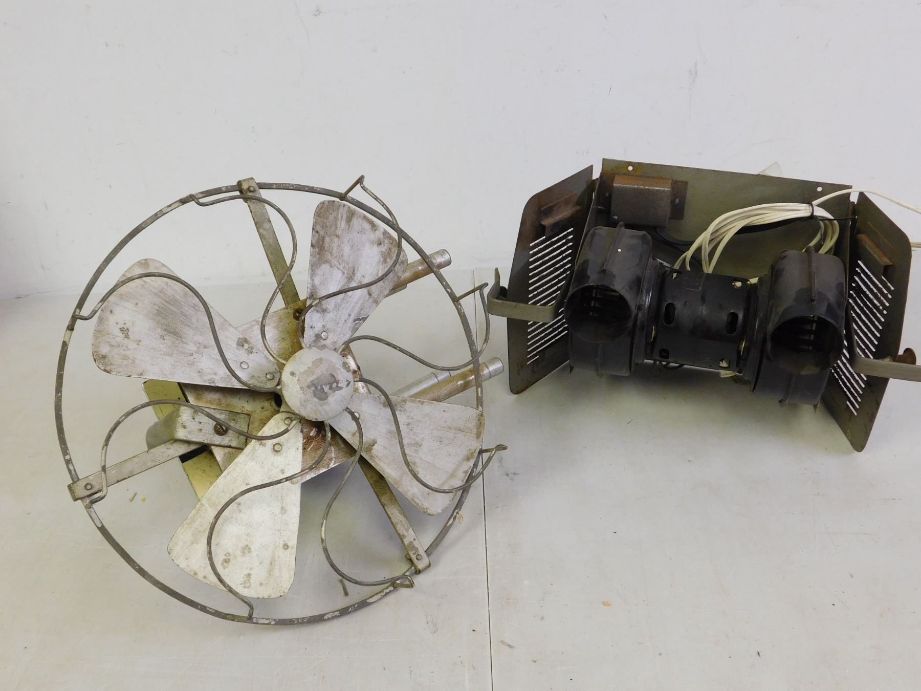 Lot of 2 Vintage Model A 56 Fan Motor and Model S 9014 Wall Fan