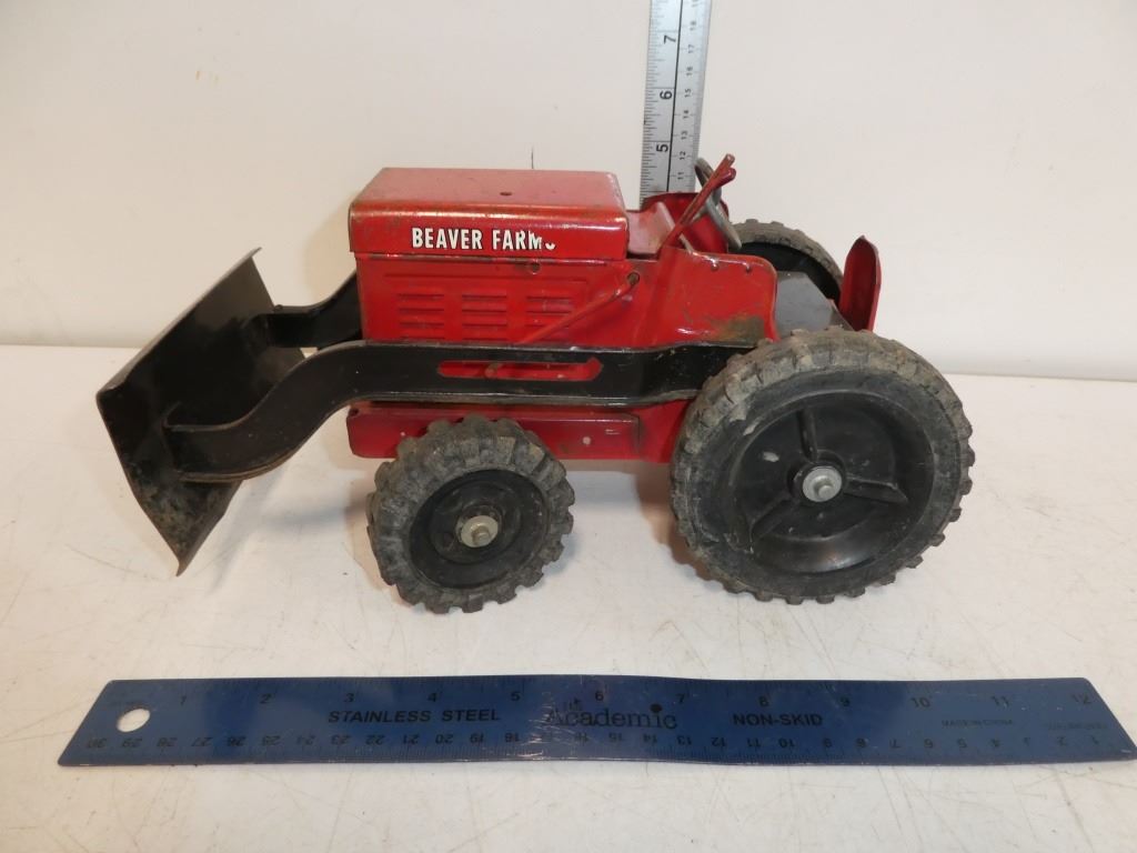 Antique Buddy L Tractor