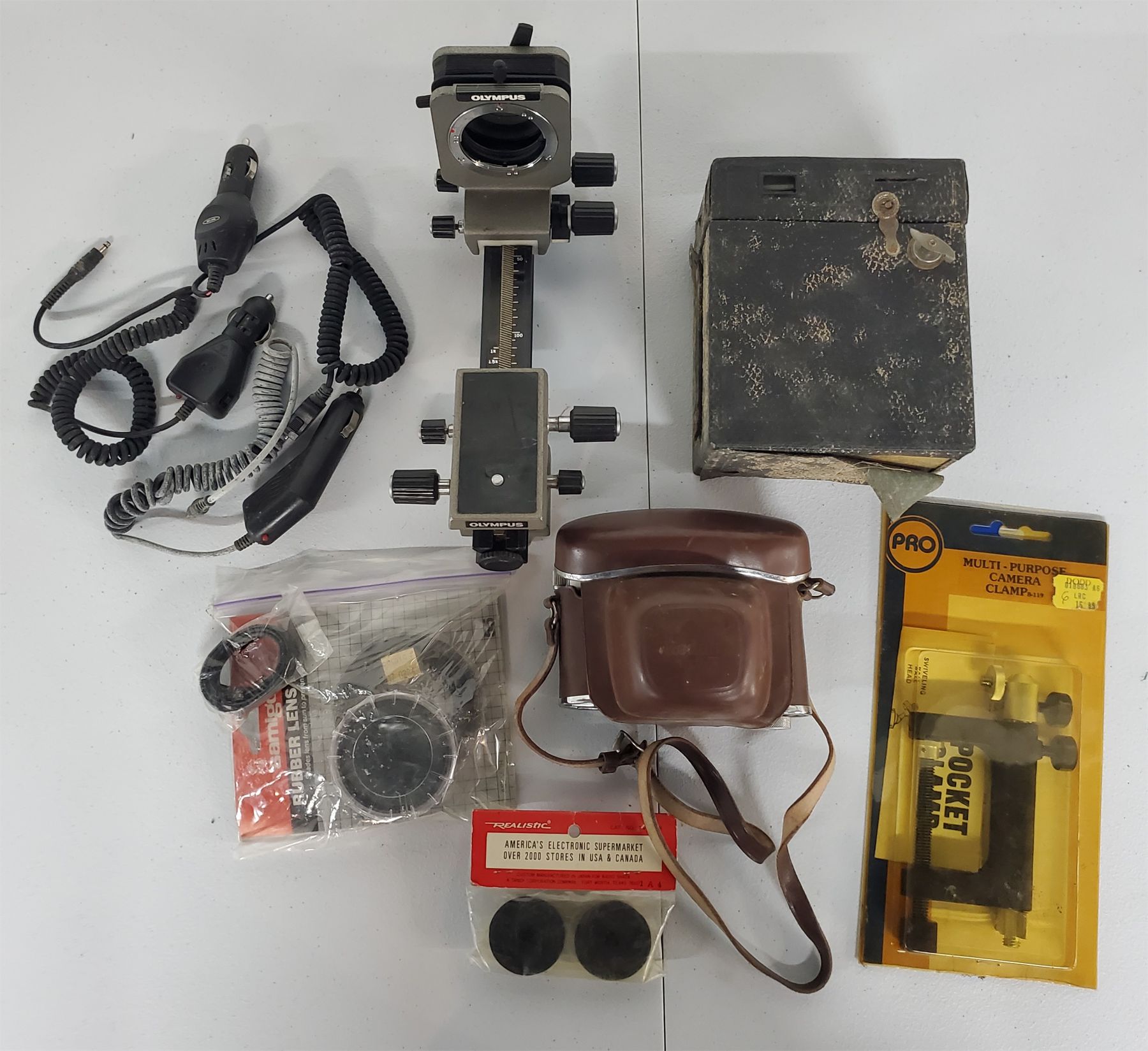 Vintage Cameras, Lens and Accessories - Bosley Auctioneers