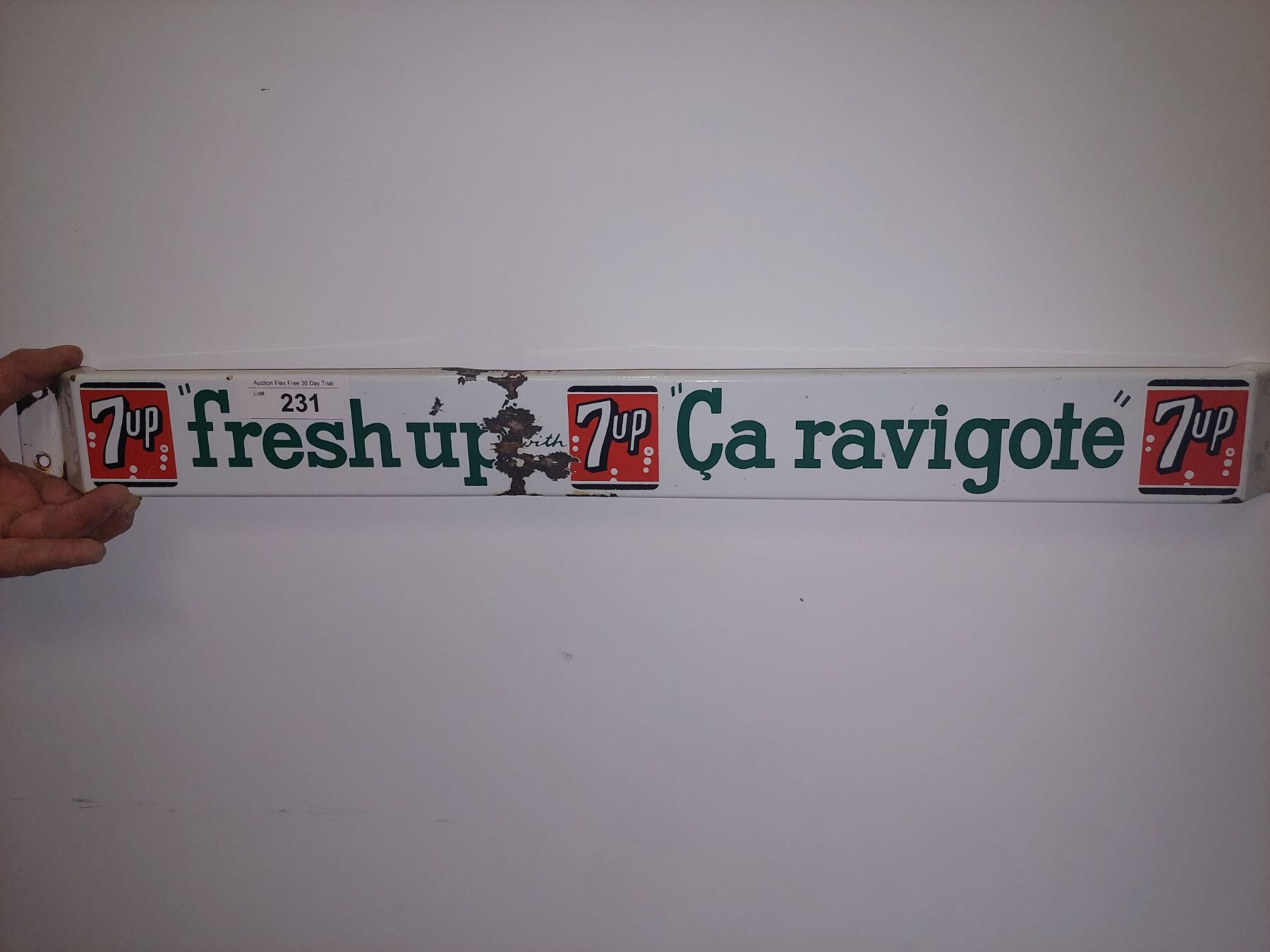 Vintage 1950s Porceilan Push Bar 7UP