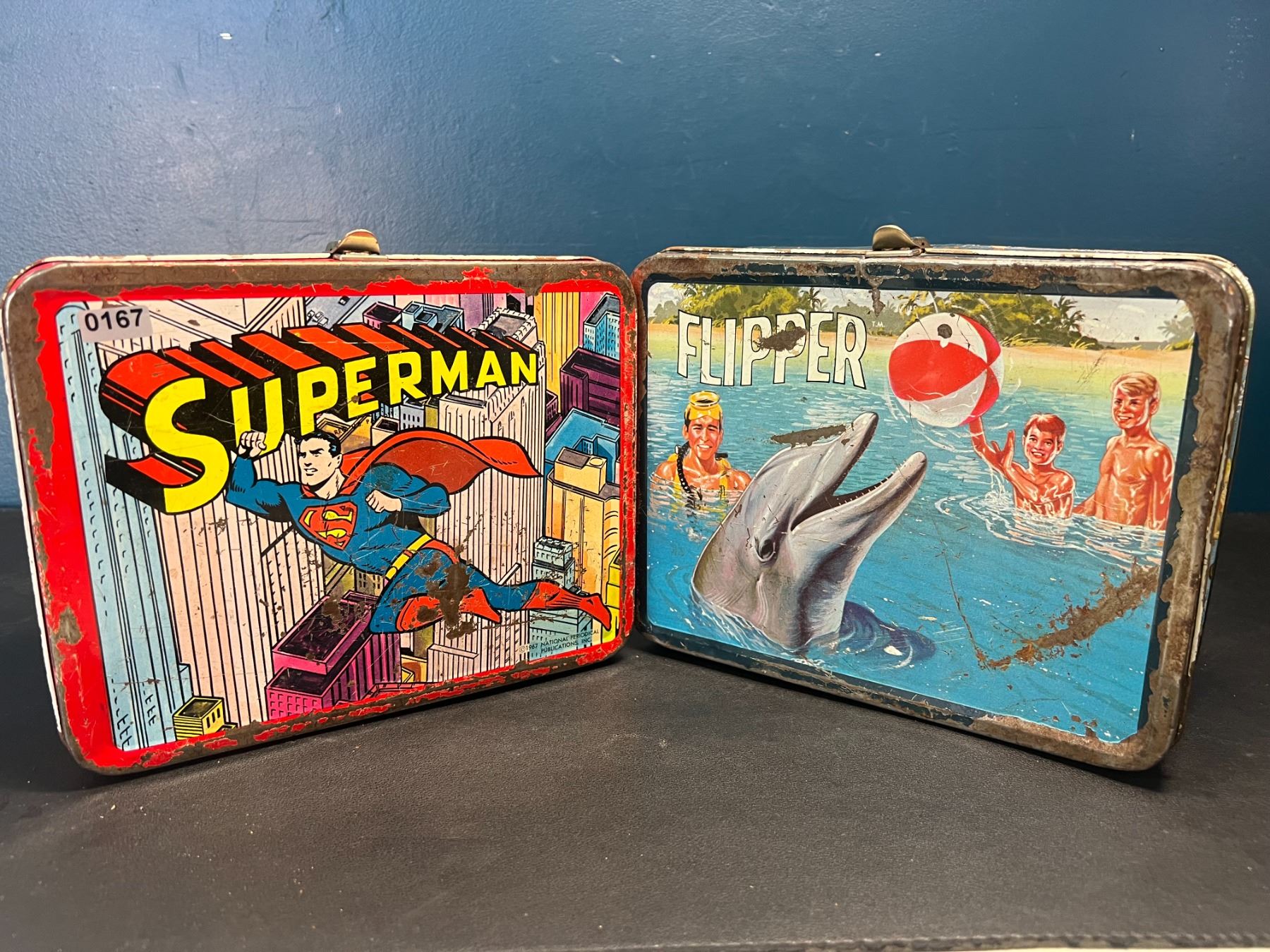 Lot of 2 Vintage Lunchboxes - Superman & Flipper