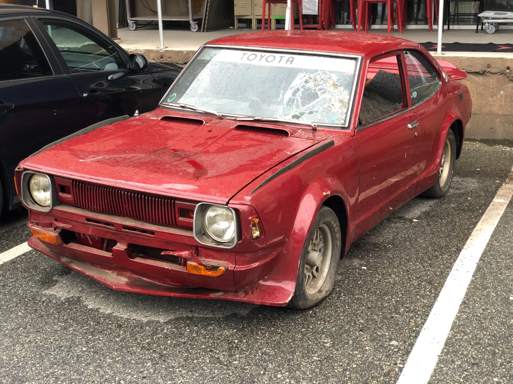 Vintage 1971 Toyota Corolla (red) - project car / no registration w ...