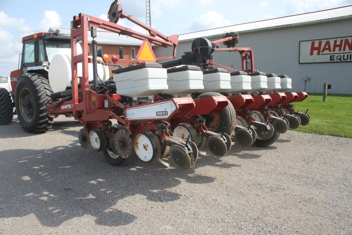 Agco White 6343 NT, 12 row corn, 13 row bean planter, liquid fert