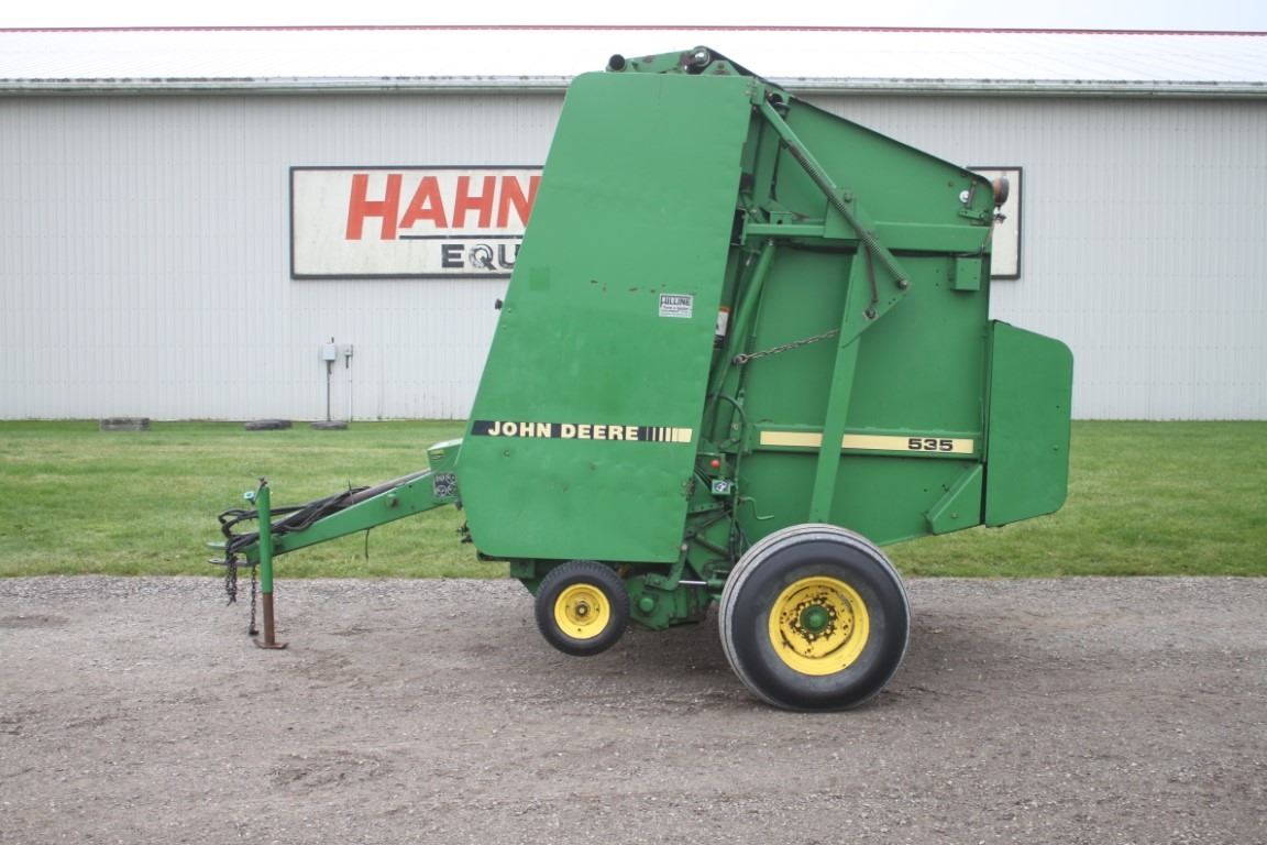 JD 535 round baler, net wrap, hydraulic pickup, monitor, local consignment