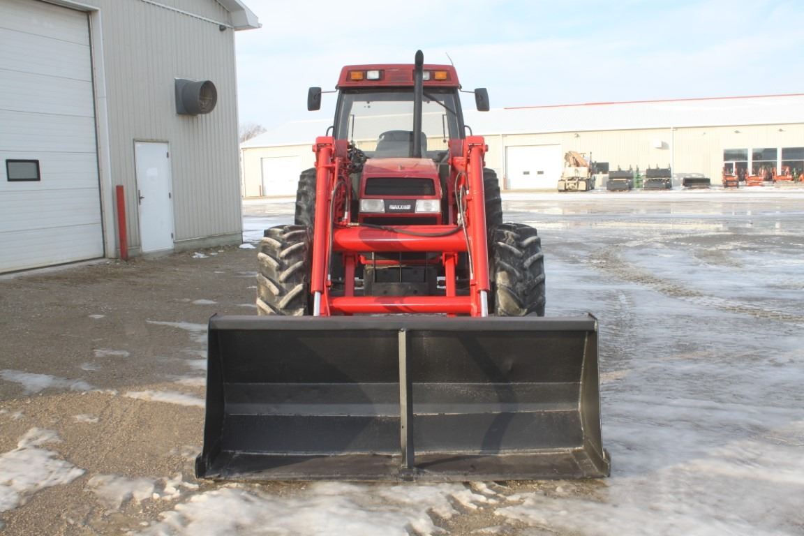 Case/Int 5130 4wd tractor, cab, air, 18.4-38, 2 remotes, 510 loader ...