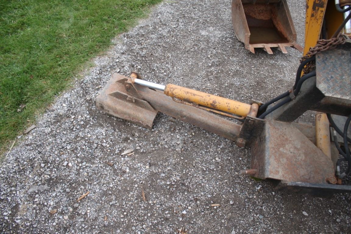 Kelly B60 3pth backhoe attachment, pto hydraulic drive, 18" bucket, one ...