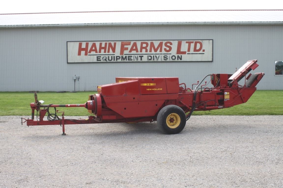 New Holland 316 sm sq baler, #70 thrower, hydraulic driven, hydraulic ...