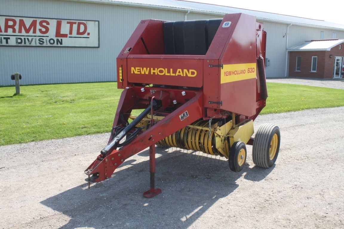 New Holland 630, 4x4 round baler, electric tie, control box