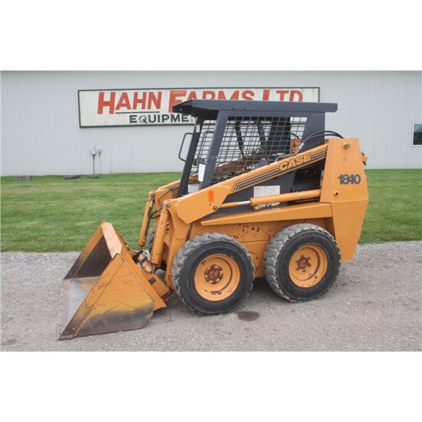 2000 Case 1840 skidsteer, rops, hand controls, aux hydraulics, 6 ...