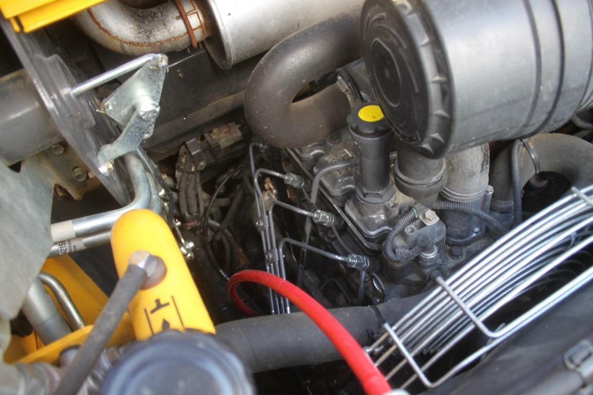 New Holland L218 skidsteer, rops, 2 Speed, aux hyd, 12-16.5, 72" bucket ...