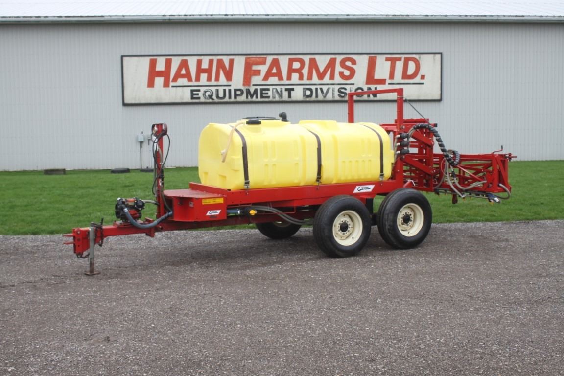 Gregson 500gal tandem axle trail sprayer, diaphragm pump, rate ...