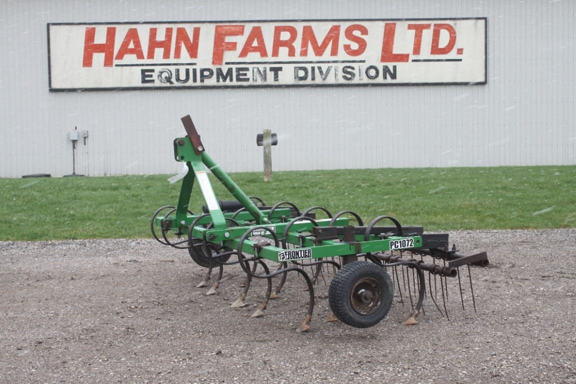 Frontier 6', 3pth s-tine cultivator, coil tine harrow, off local estate
