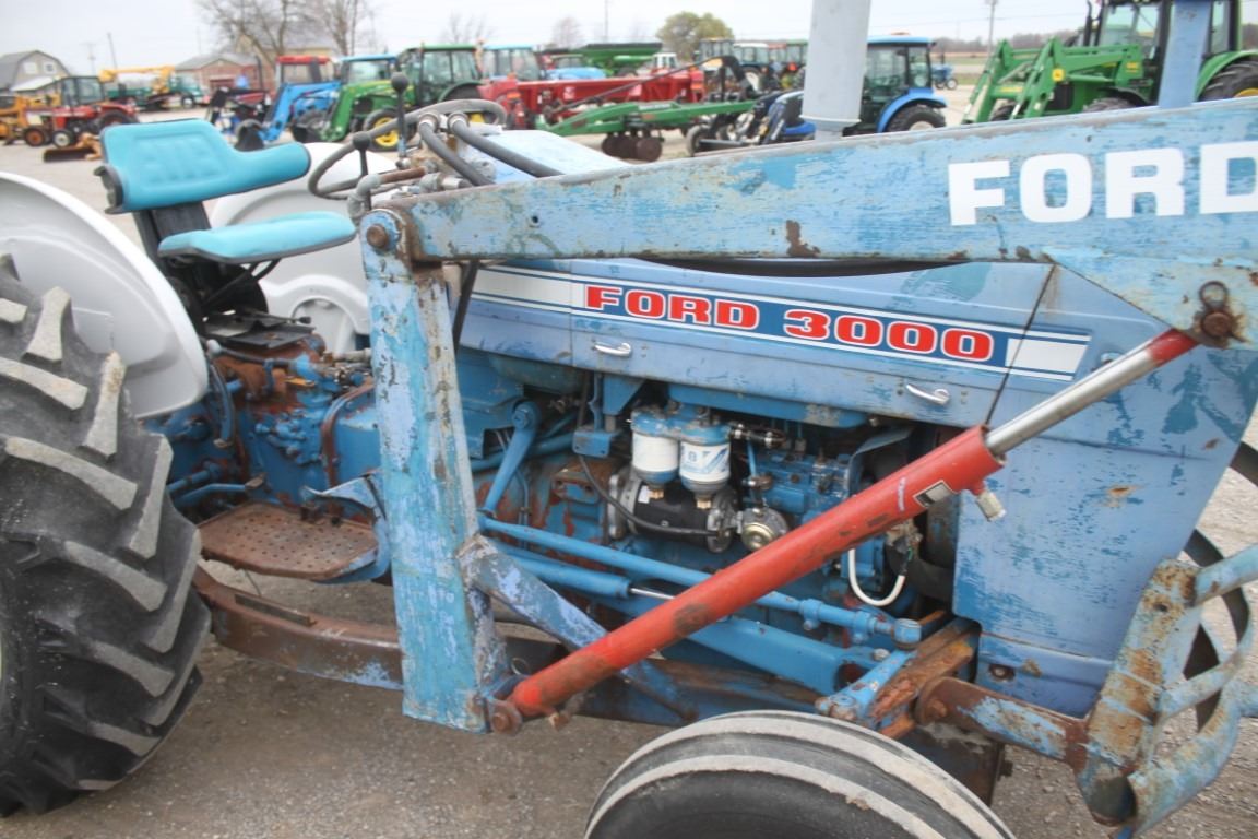 Ford 3000 2wd tractor, diesel, power steering, 13.6-28, Ford loader ...