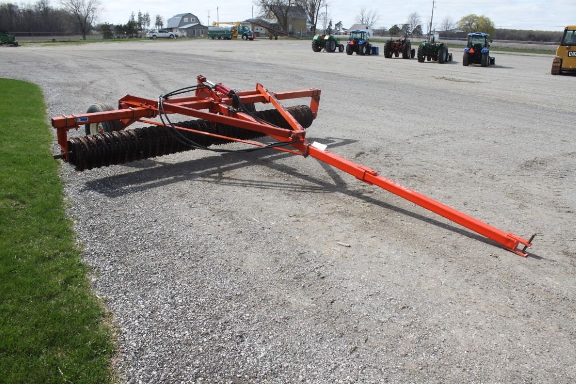 Turnco 12' hydraulic lift sprocket packer