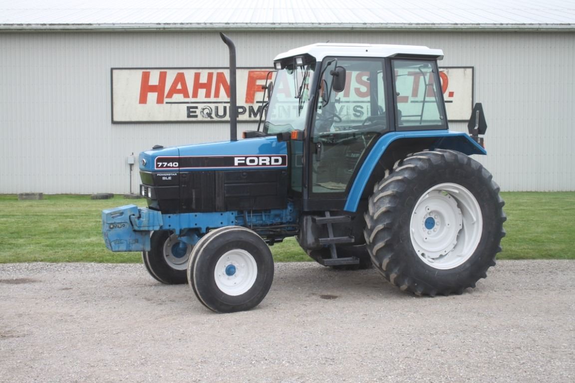 Ford 7740 SLE 2wd tractor, cab, air, 2 remotes, powershift, 18.4x34, 6 ...
