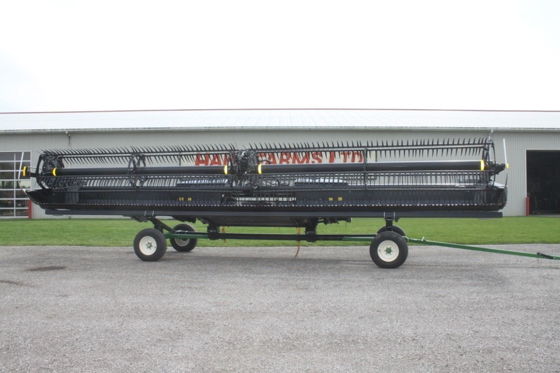 2020 Mac Don FD135 35' flex draper head, JD hook-up, low acres