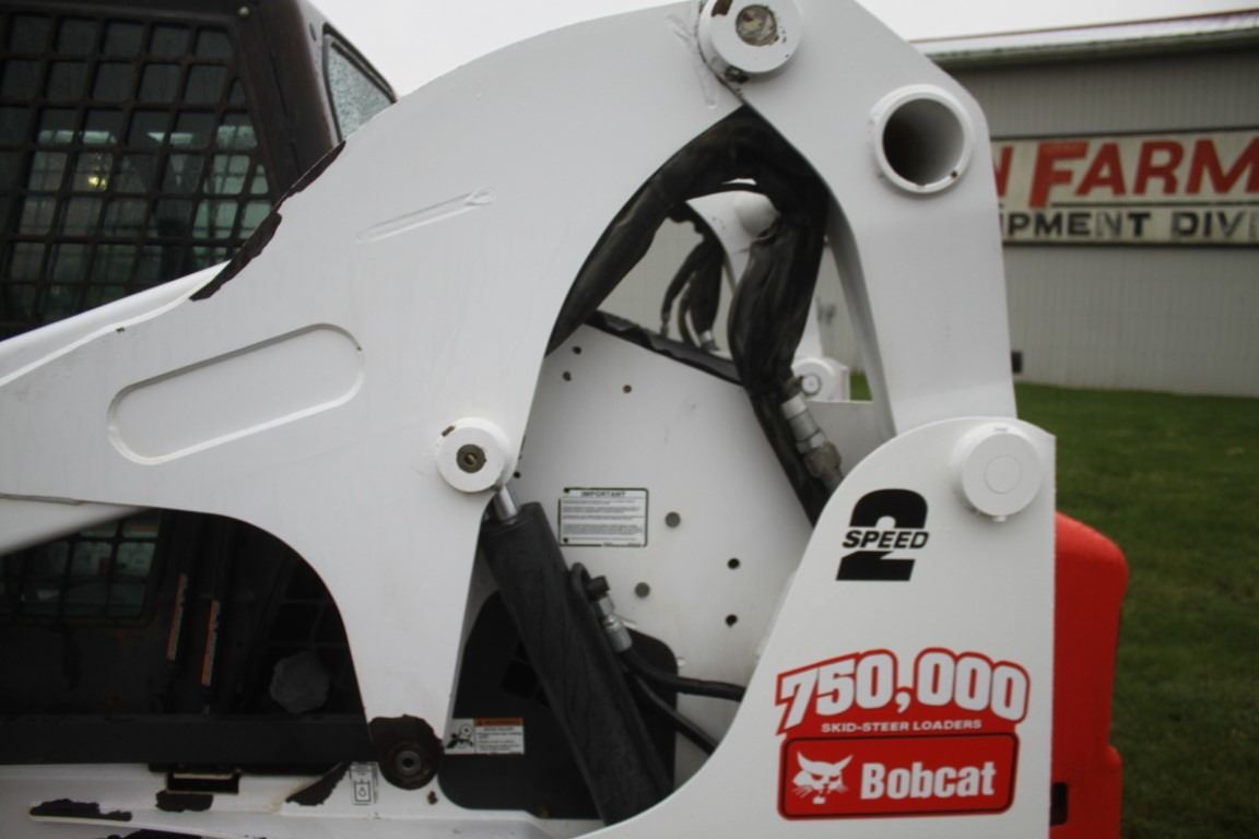 Bobcat S250 skidsteer, cab, air, 2 speed, ACS controls, hydraulic QT 72 ...