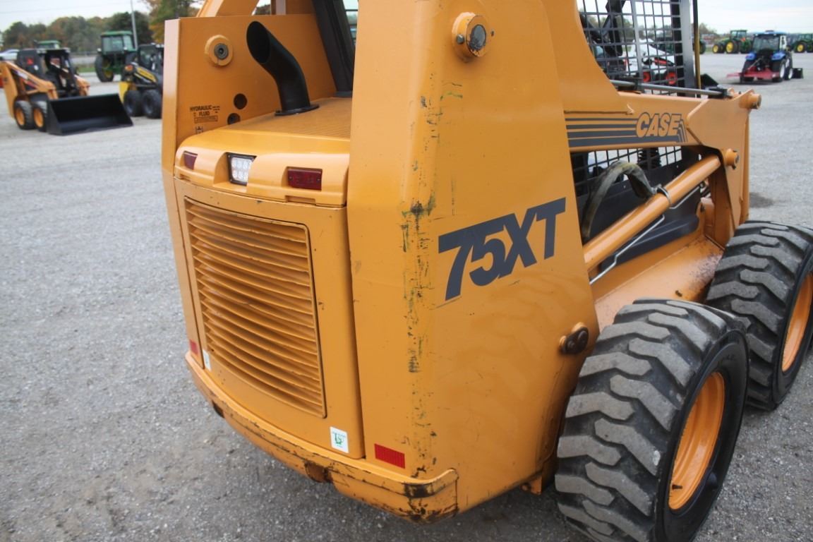 Case 75XT skidsteer, rops, 12x16.5, 72" bucket, hand controls, aux ...