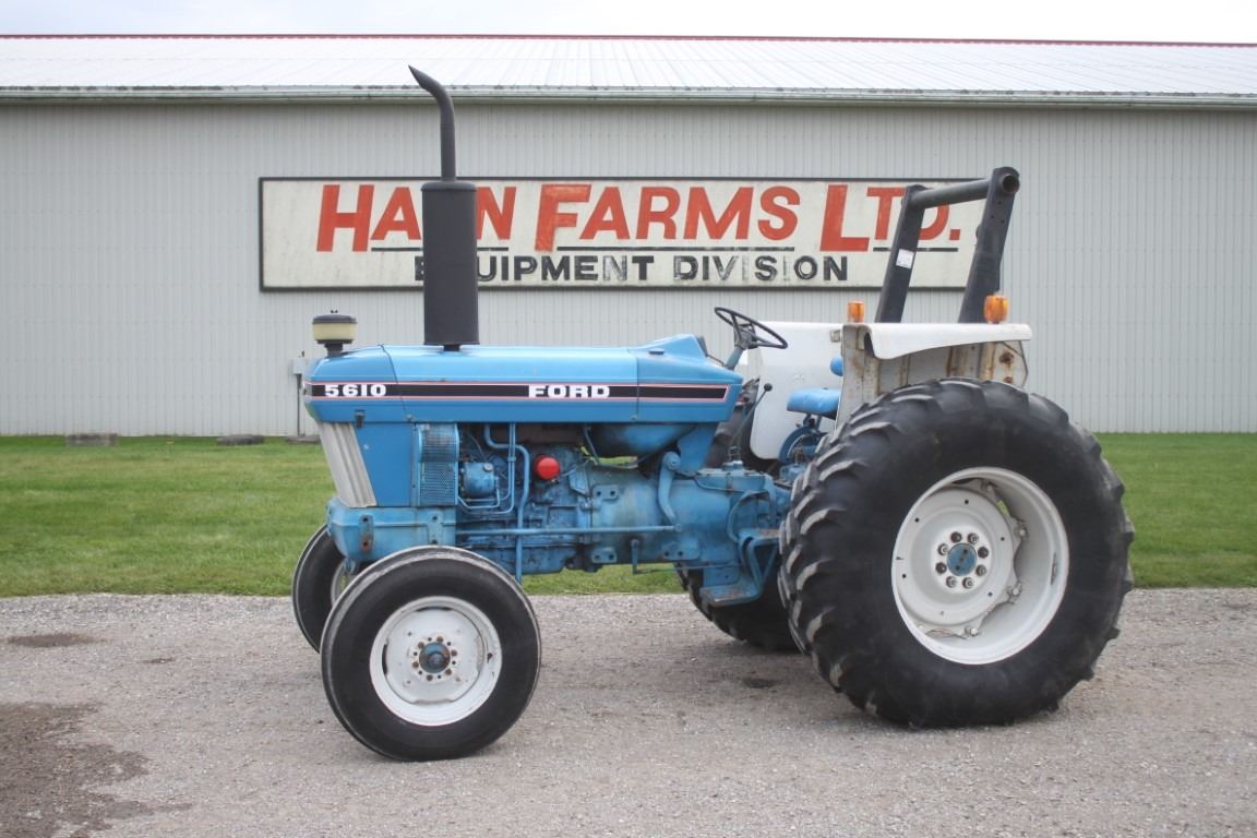 Ford 5610 2wd tractor, rops, dual power, 1 remotes, 18.4-30, 4822 hours