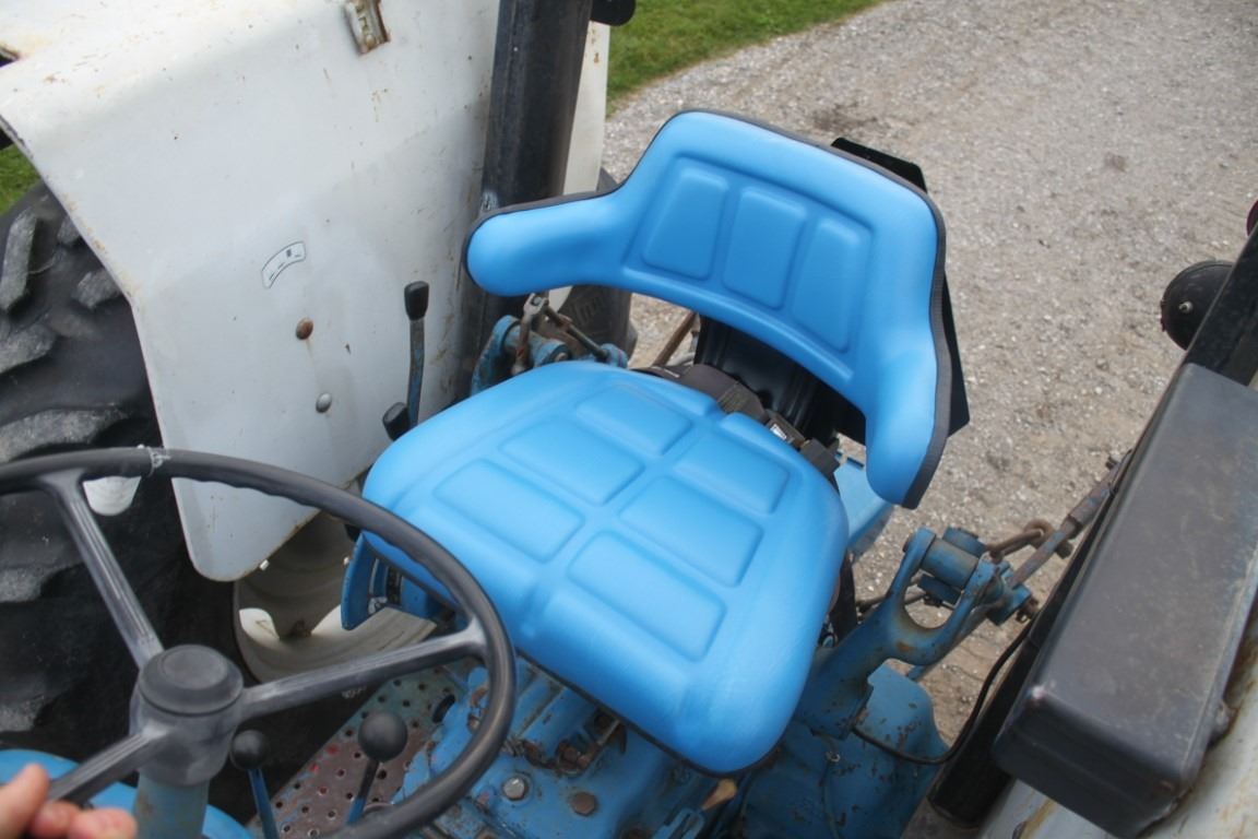 Ford 5610 2wd tractor, rops, dual power, 1 remotes, 18.4-30, 4822 hours