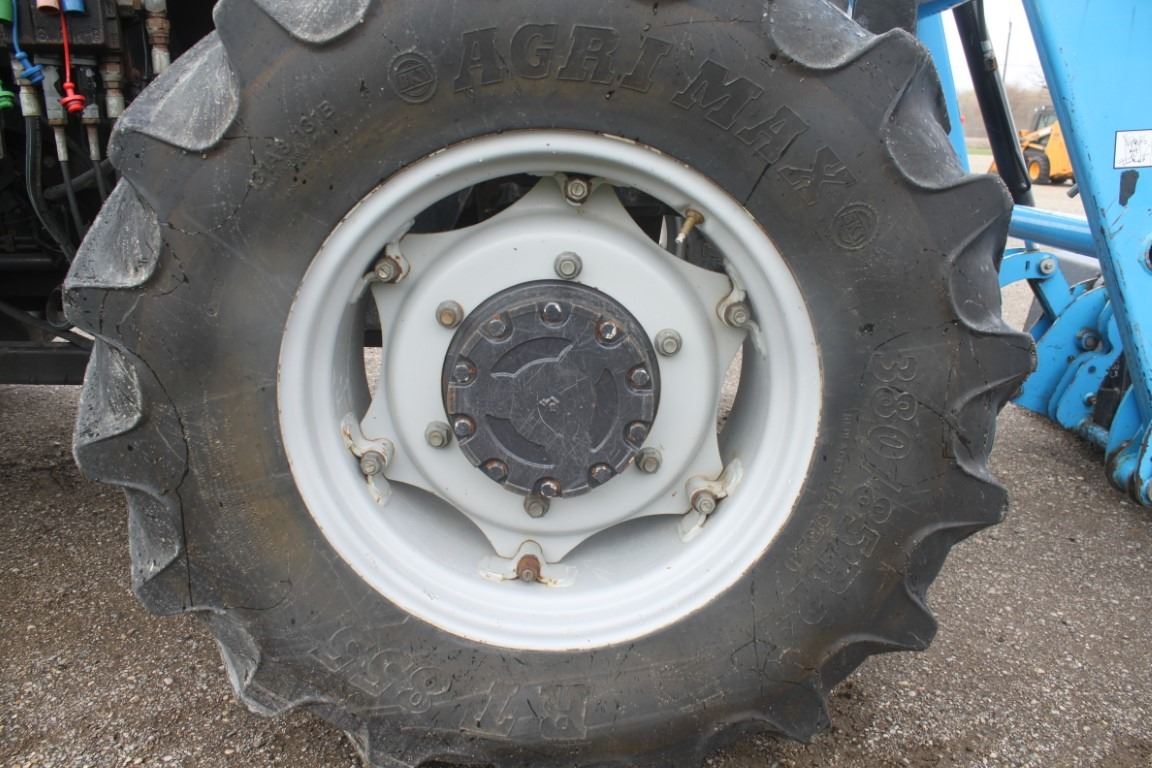 Landini Vision 100 4wd tractor, cab, air, hydraulic shuttle with ...