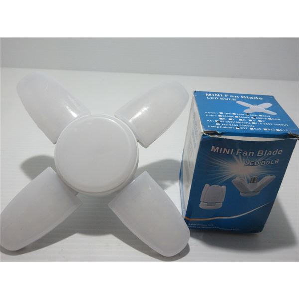 NEW: MINI FAN BLADE LED BULB