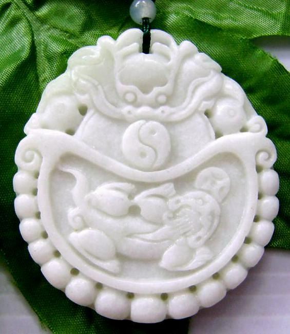 Jade Asian Decor 258cts Real Jade White and Green Tai-Ji And Pi-Xiu ...