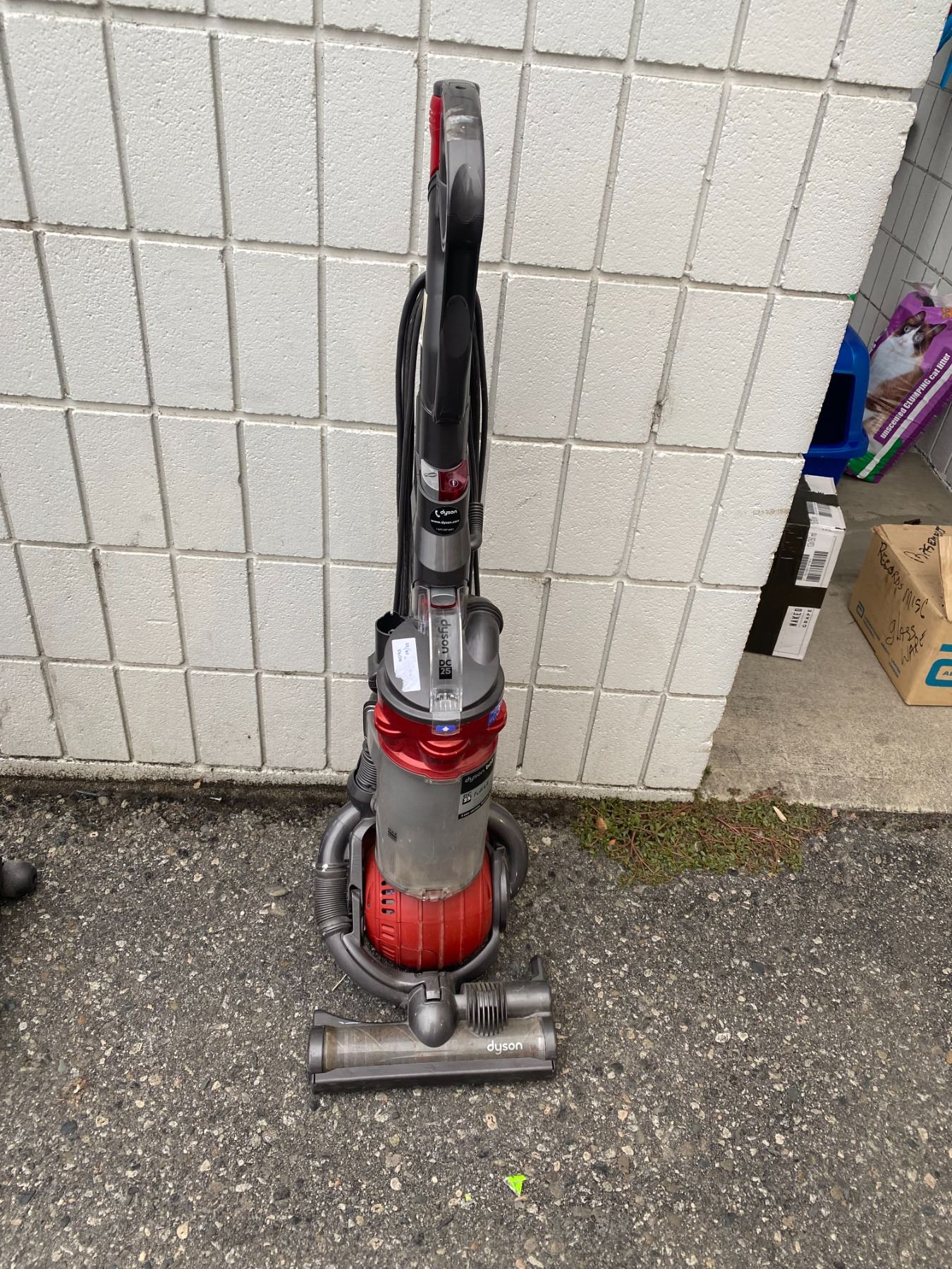 Dyson DC 25 ball vacuum