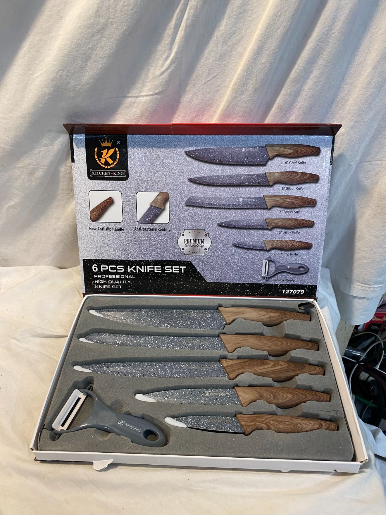 New kitchen King knife set